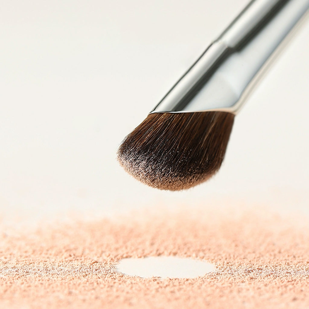 Goood Sickle Shape Nose Shadow Brush 1pc – LAMOUR Beauty & Life